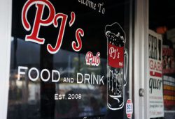 PJ's Pub - Cranston | CheckOutRI.comCheckOutRI.com